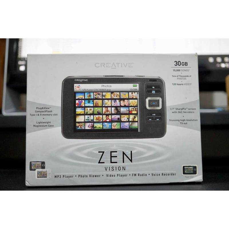 Creative Zen Vision ครบกล่องครับ ครบมากๆ สภาพสวยครับ ตำหนิ 1 จุด ตามที่ ...