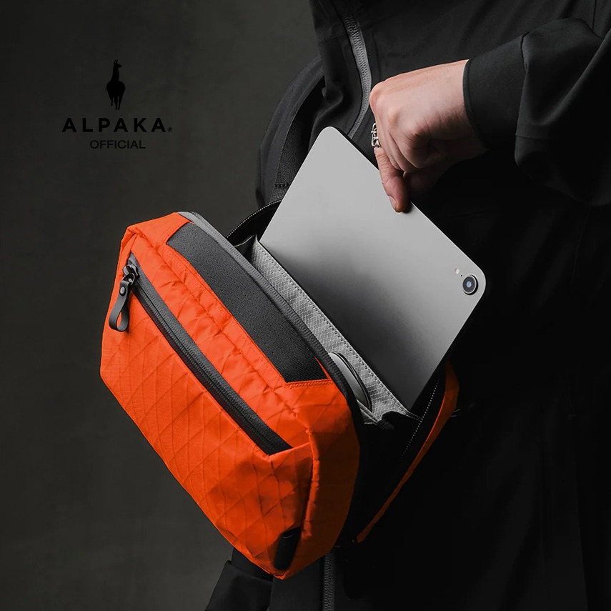 กระเป๋า Alpaka - Elements Tech Case Max พร้อมสายสะพาย | Shopee Thailand