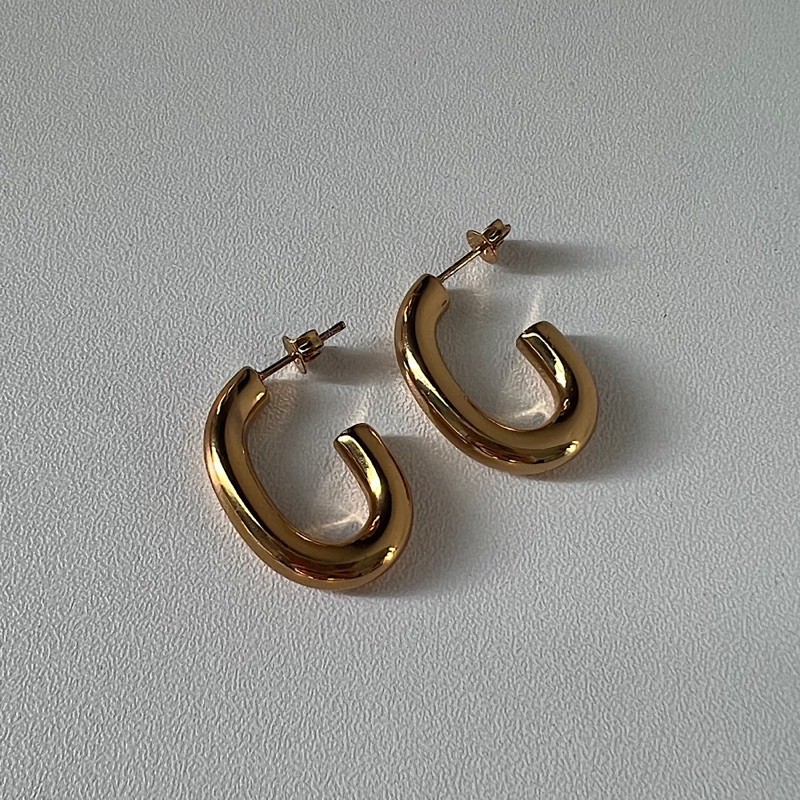 Adoreofficial.bkk | C shape earring | Shopee Thailand