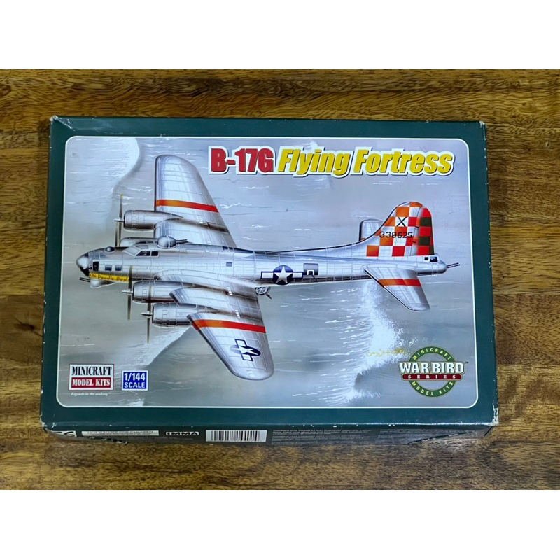 B-17G Flying Fortress MINICRAFT MODEL KITS: No.14401 1/144 scale ...