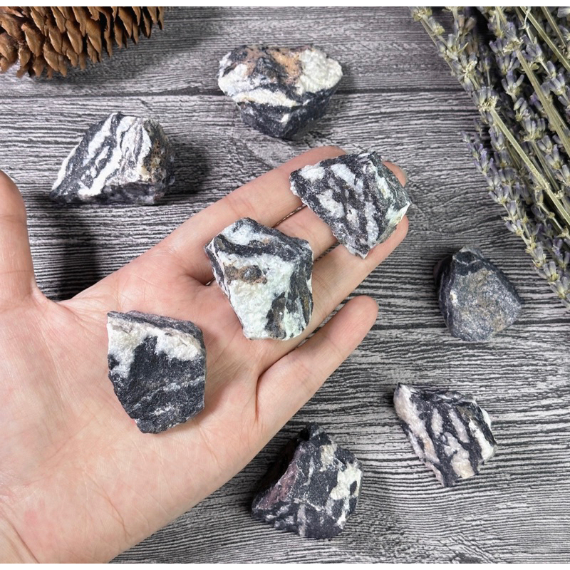 1 PC Raw Black and White Zebra Jasper Stone-Natural Rough Crystals ...