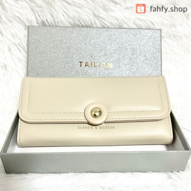 กระเป๋าสตางค์ใบยาว 3พับ Tailian - Classic & Modern หน้ากระดุมกลม แบรนด์แท้ (สีครีม) พร้อมกล่อง ...