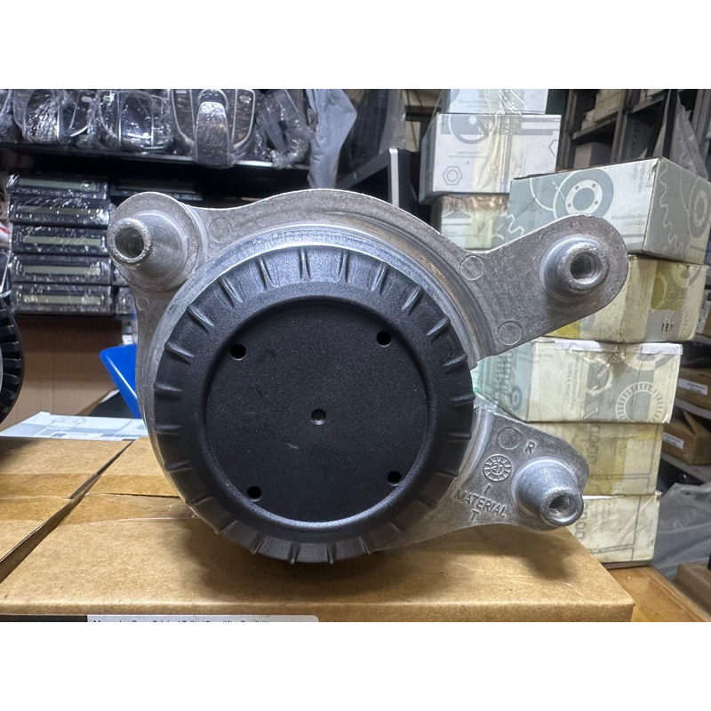 ยางแท่นเครื่อง W205 M274 2052400200,2052400300 | Shopee Thailand