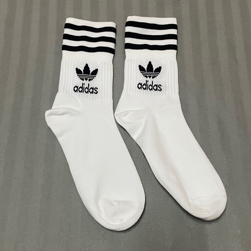[พร้อมส่ง แท้100%‼️] (จำนวน 1 คู่) ถุงเท้า Adidas Originals Mid Cut ...