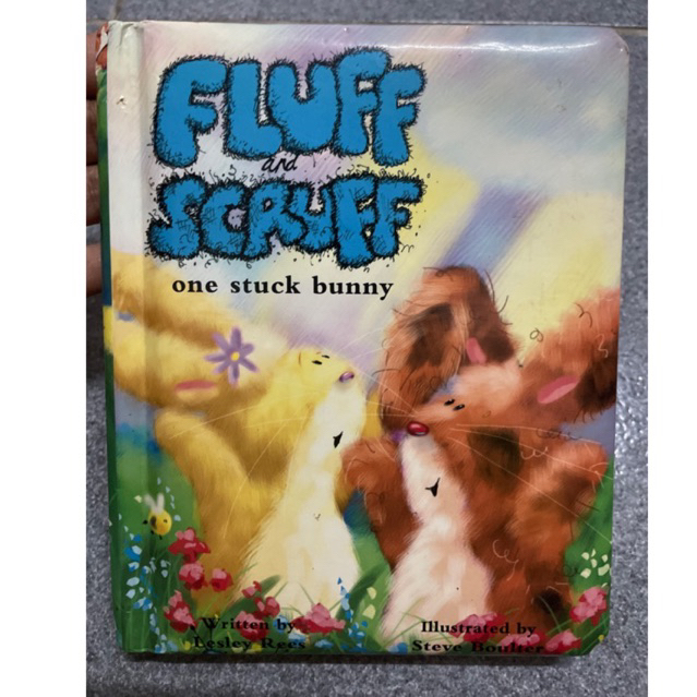หนังสือมือสองภาษาอังกฤษ มือสอง FLUFF and SCRUFF one stuck bunny ปกแข็ง ...