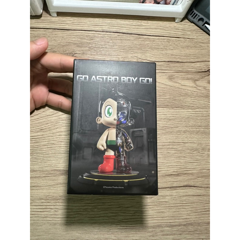 Astro boy art toy กล่องสุ่มอาร์ตทอย แอสโตรบอย โมเดล | Shopee Thailand