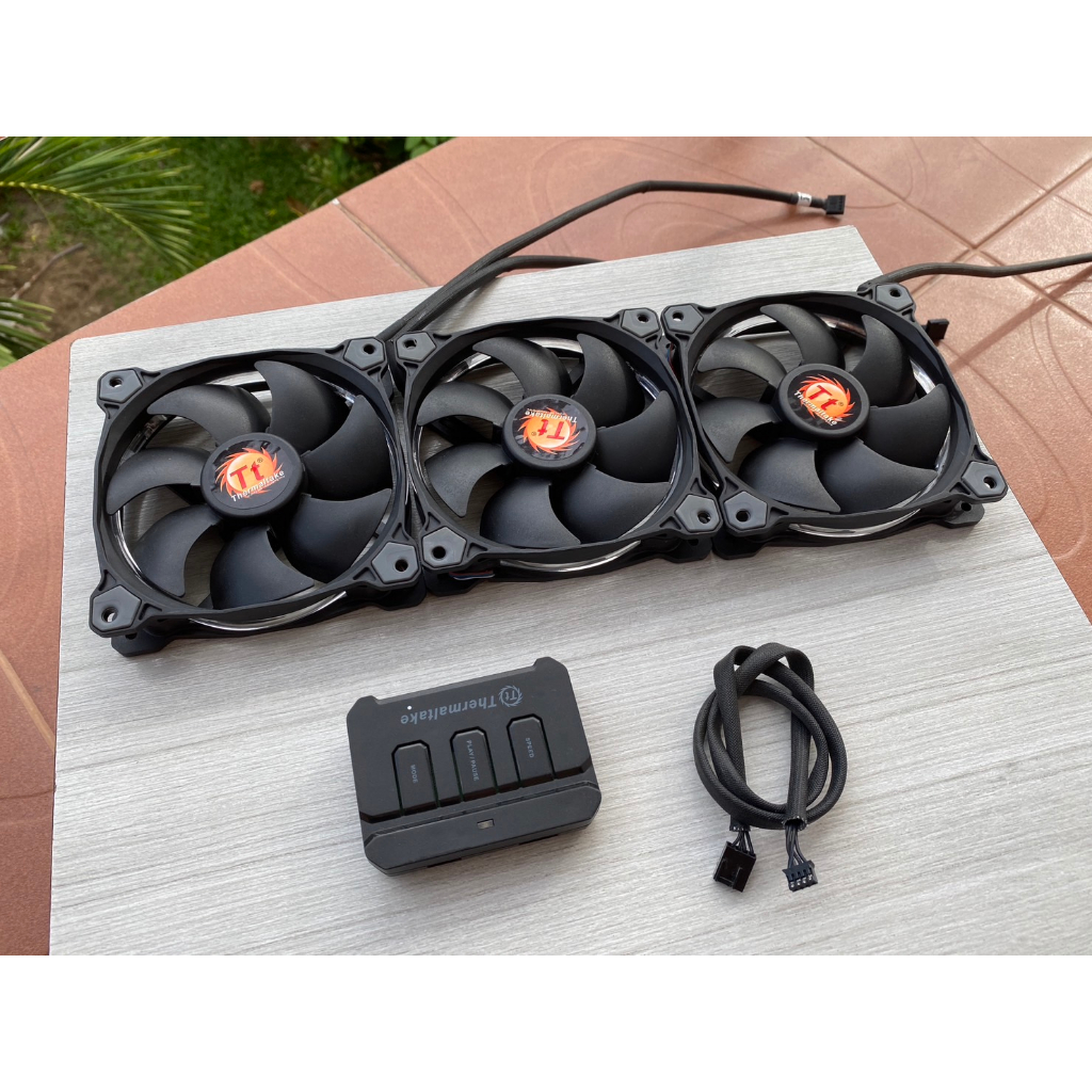 พัดลม Thermaltake Riing 12 LED RGB Fan (3 fan pack) | Shopee Thailand