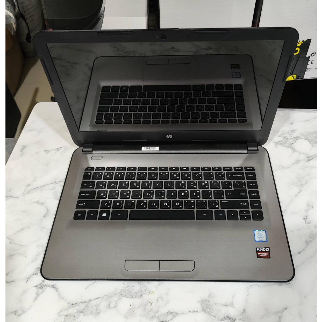 HP 14-am108tx Core I5 GEN 7 RAM 8 GB SSD 256 GB 14" HD AMD Radeon R5 ...