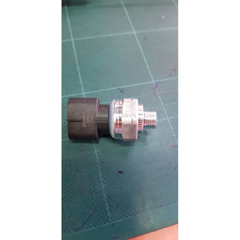 สวิทถังพักลม HINO MEGA,VICTOR แท้ 89420-E0030 | Shopee Thailand