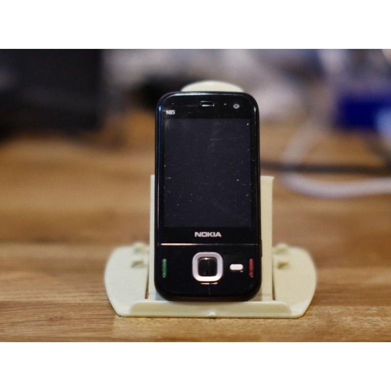 Nokia N85 อดีตตำนานแห่งการฟังเพลง | Shopee Thailand