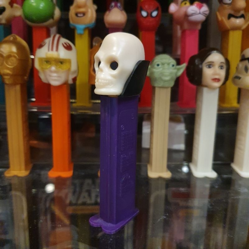 เพิ่มstock PEZ งานเก่าปี90s หลายแบบ Star wars / mario / disney / garfiled / flint stone/ looney ...