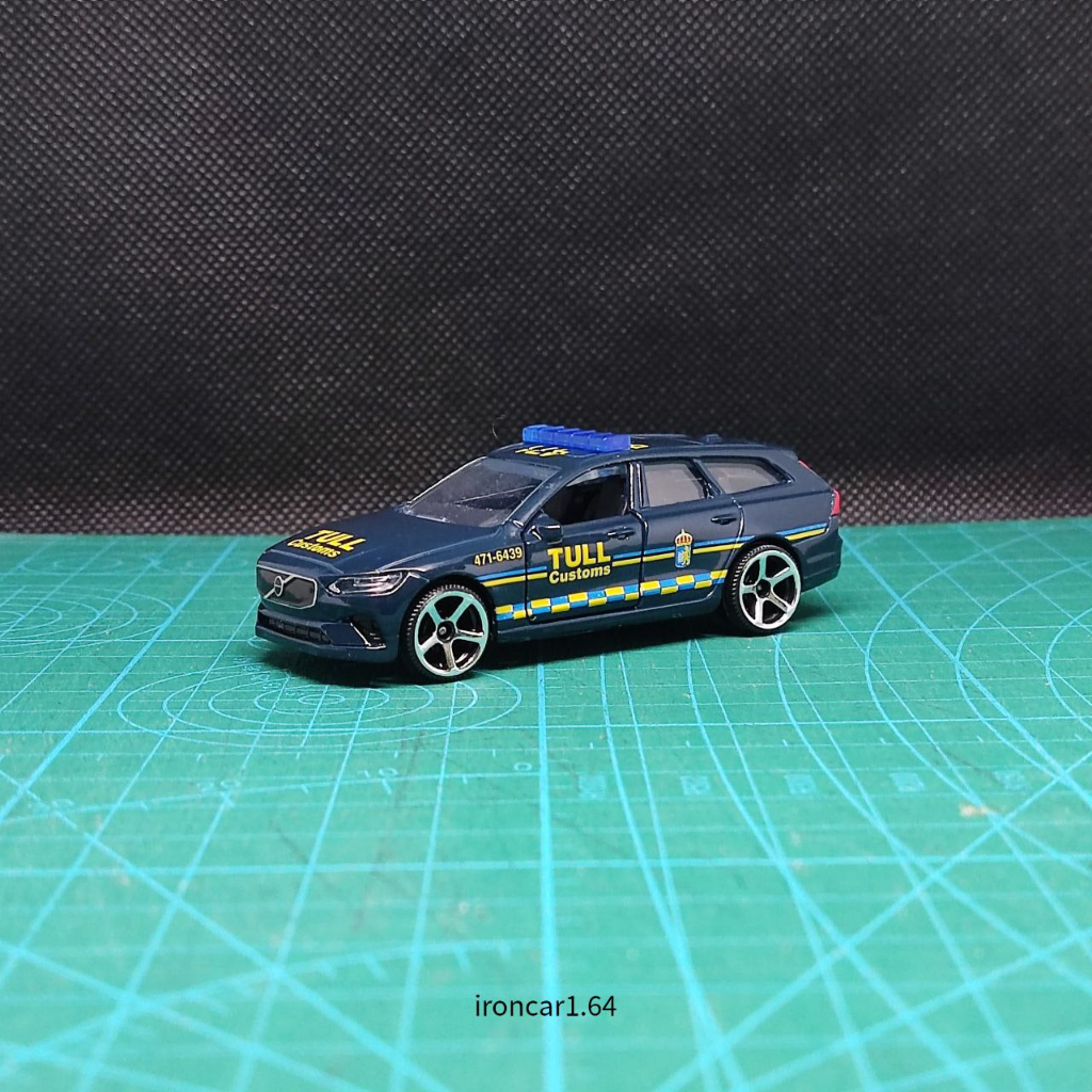 majorette volvo v90 ลาย Tull Customs Sweden หายาก | Shopee Thailand