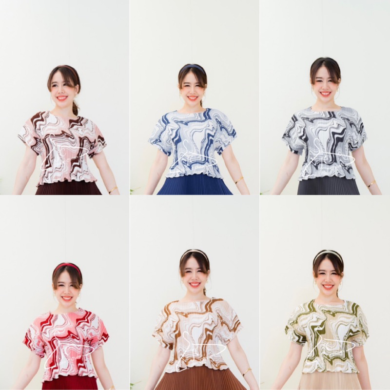 Jubbie & Chrissie : เสื้อครอปอัดพลีทแขนสั้น ผ้าไหมอิตาลีลายกราฟฟิก อก ...