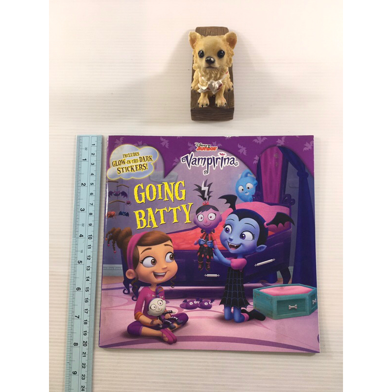 Disney vampirina going batty หนังสือภาษาอังกฤษปกอ่อน | Shopee Thailand