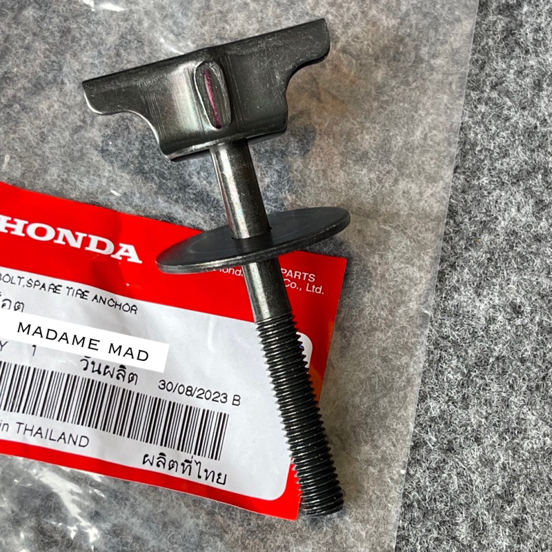 แท้ศูนย์ 💯% สกรูยึดที่เก็บยาง ที่ล็อคยางอะไหล่ Jazz GE GK 08-19 (RO ...