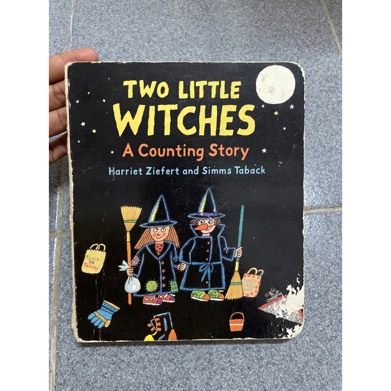 TWO Little Witches A Counting Story หนังสือภาษาอังกฤษ มือสอง [ปกแข็ง ...