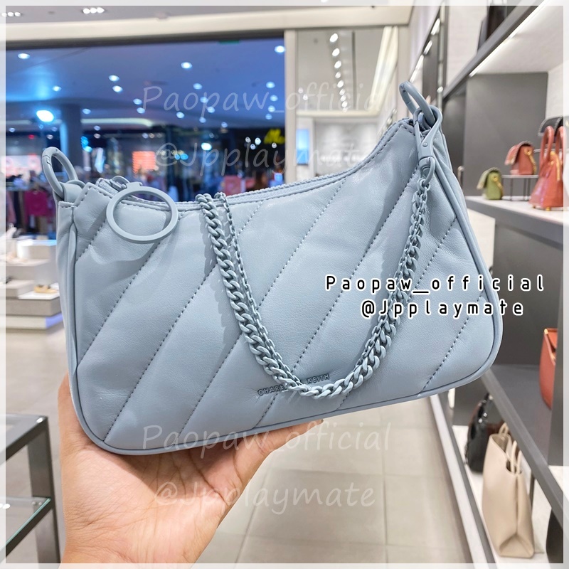 กระเป๋า Charles & Keith รุ่น Philomena Puffy Chain-Strap Crossbody Bag ...