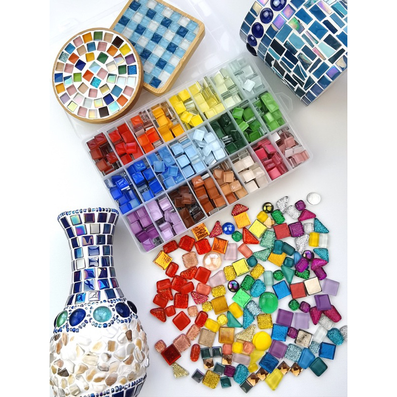 อนุภาคกระเบื้องโมเสคคริสตัลสีสันสดใส 50g Colorful crystal mosaic tile ...
