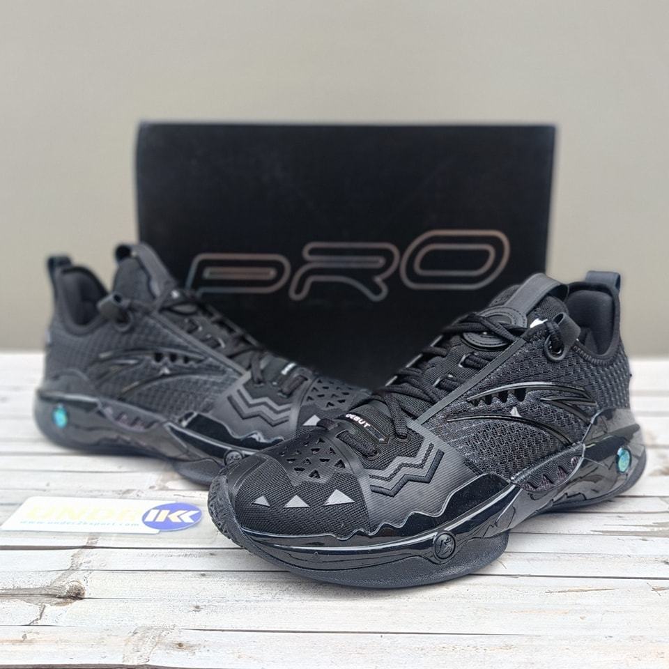 UNDER2KBASKETBALL : รองเท้าบาส SHOCK WAVE 5 PRO ของแท้ มือหนึ่ง สินค้า ...