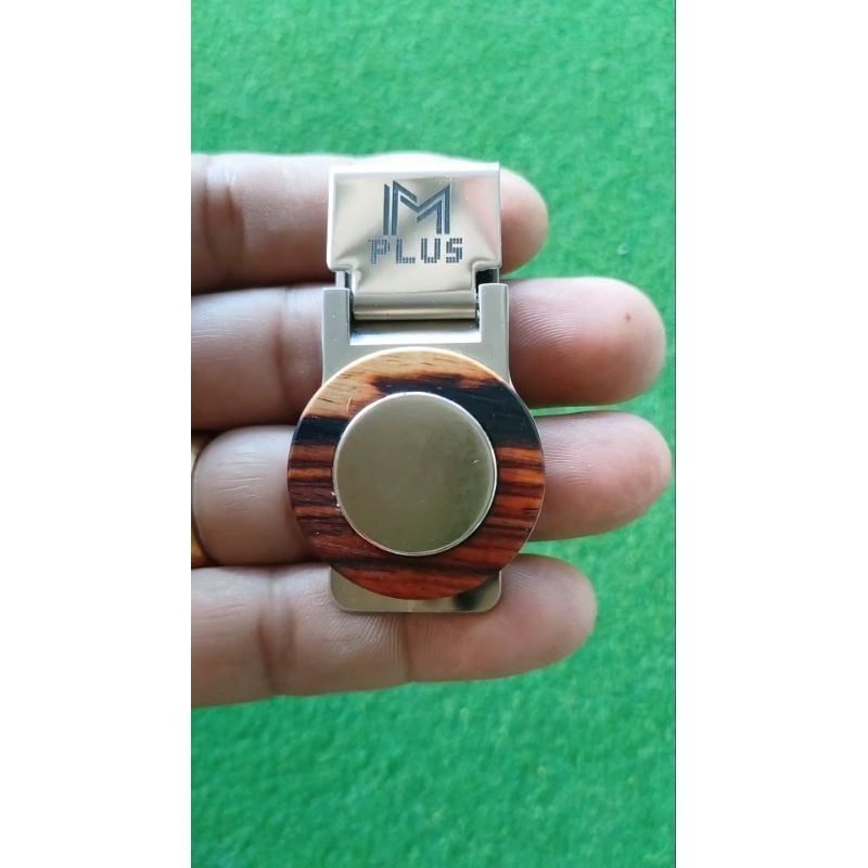 M PLUS คลิปเหน็บแม่เหล็ก สำหรับติดชอล์กฝนหัวคิว | Shopee Thailand