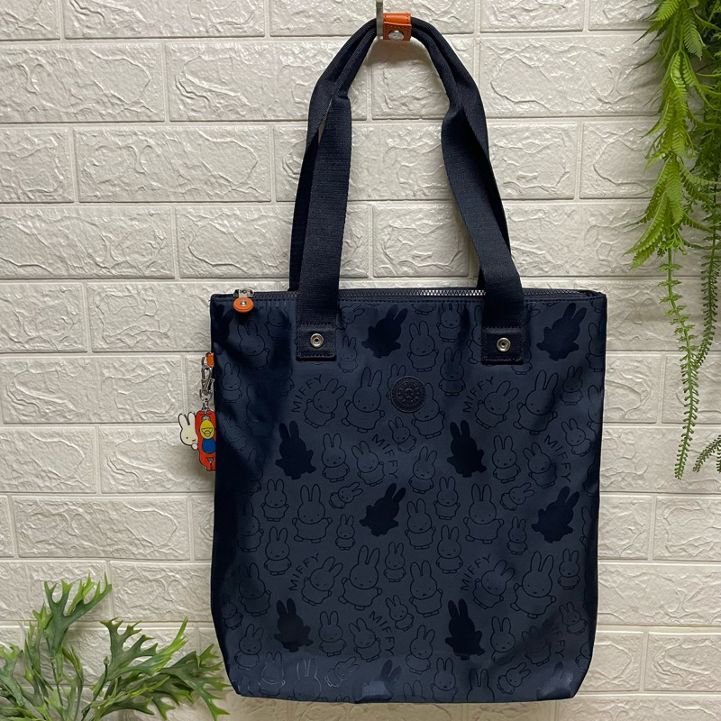 กระเป๋าสะพาย Kipling Miffy งาน Limited ผลิตครั้งเดียว ซื้อจาก Shop ราคา ...