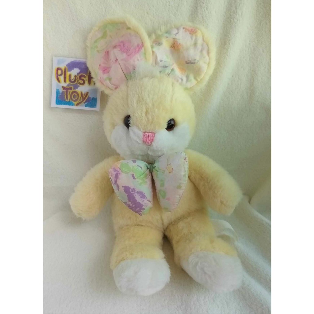ตุ๊กตากระต่ายขนฟู สีเหลืองขาว Yellow&White Rabbit Plush | Shopee Thailand
