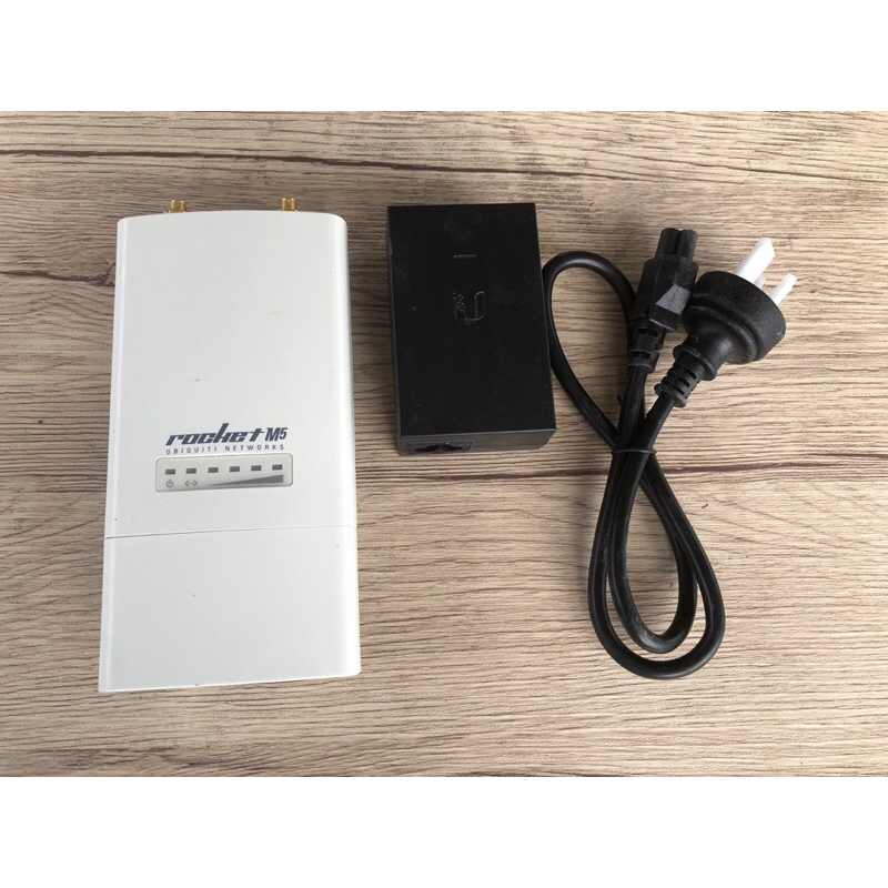 UBNT rocket m5 มือสองอุปกรณ์ปล่อยสัญญาณ wifi ระยะไกล | Shopee Thailand