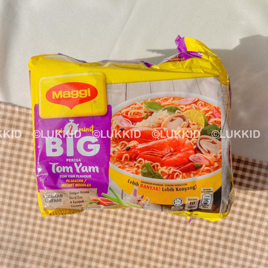 Maggi : Instant noodle Kari (Curry)/ Chicken flavor (มาม่า) บะหมี่กึ่ง ...