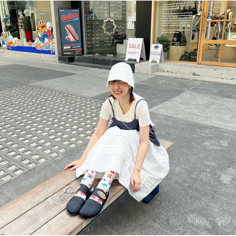 Preorder - Hey! It’s spring - รองเท้ารัดส้นแบบปิดหัว | Shopee Thailand