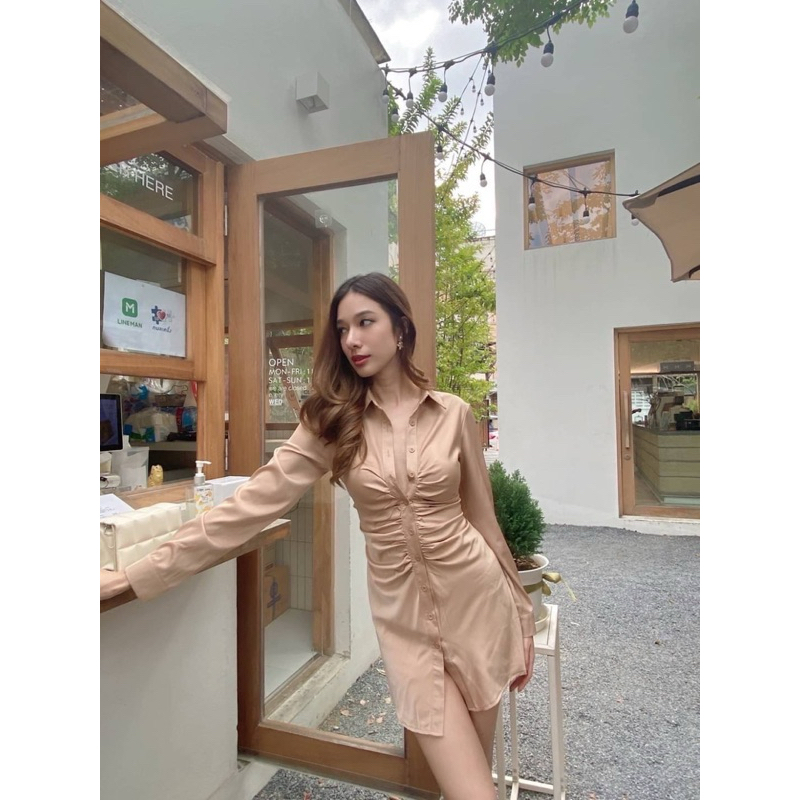 เดรสผ้าซาติน ป้าย Mika brand | Shopee Thailand