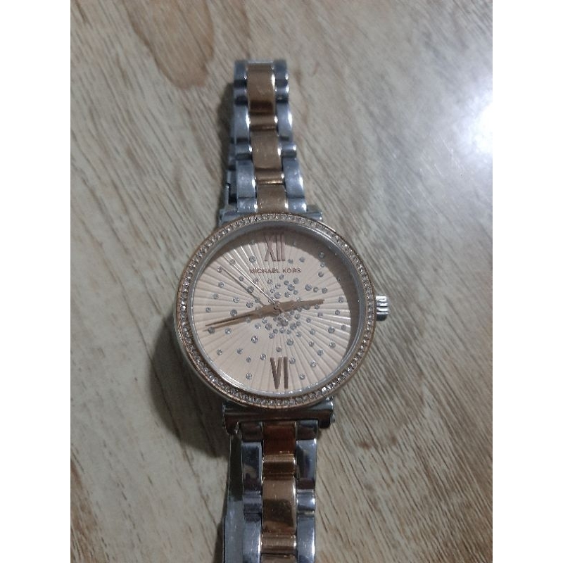มือ 2 - นาฬิกา Michael Kors ผู้หญิง MK3972 ถ่านหมด | Shopee Thailand