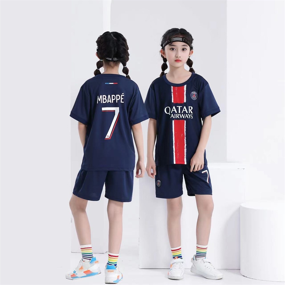 ชุดบอลเด็กสโมสรทีม ปารีส แซ็ง แฌร์แม็งปี2023 พร้อมสกรีนชื่อMbappe+เบอร์ ...
