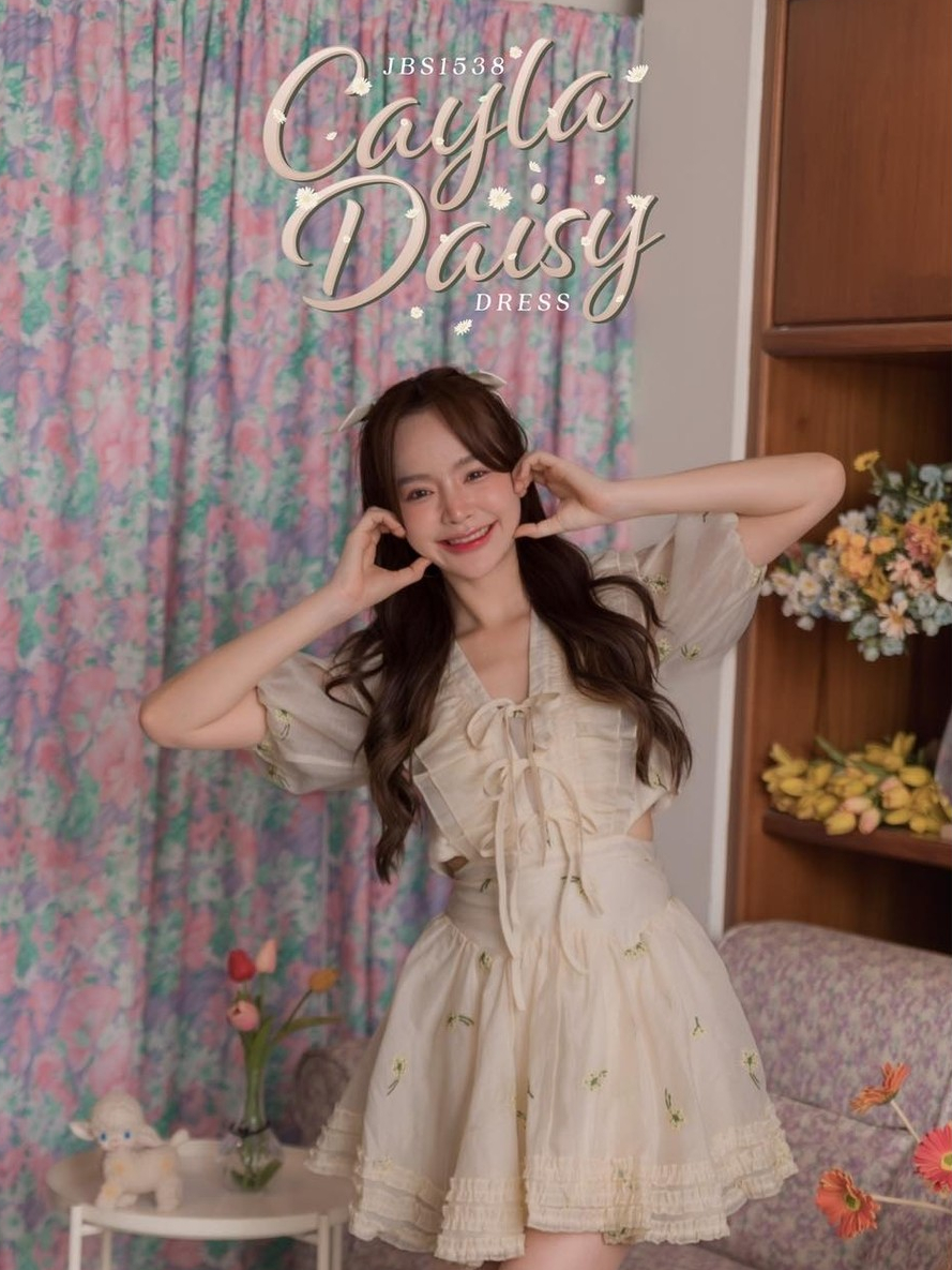 (New) Joobs Studio ชุดเดรสสั้นเว้าหลัง Cayla Daisy Dress | Shopee Thailand