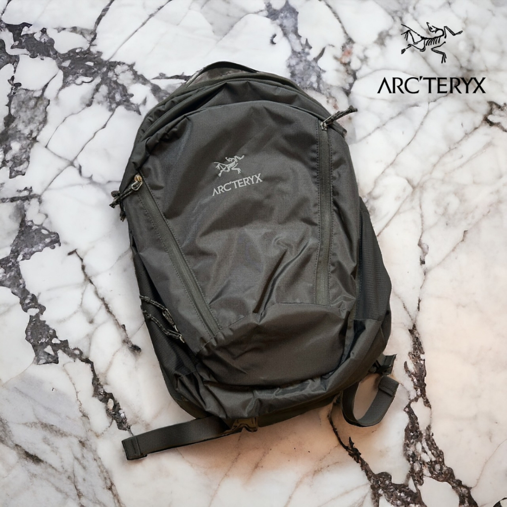 กระเป๋าสะพายหลัง Arc'teryx Mantis 26 Backpack รับประกันของแท้ มือ1 ...