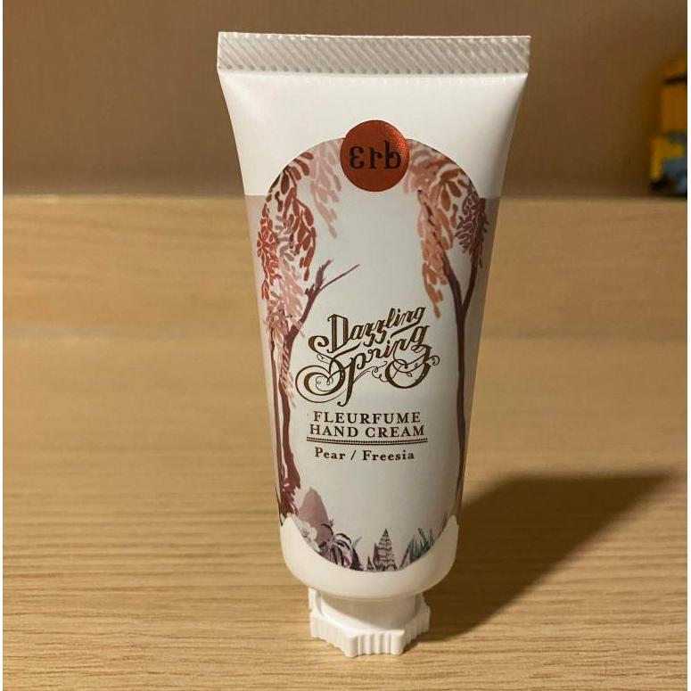 Erb Dazzling Spring Hand Cream 25 กรัม | Shopee Thailand