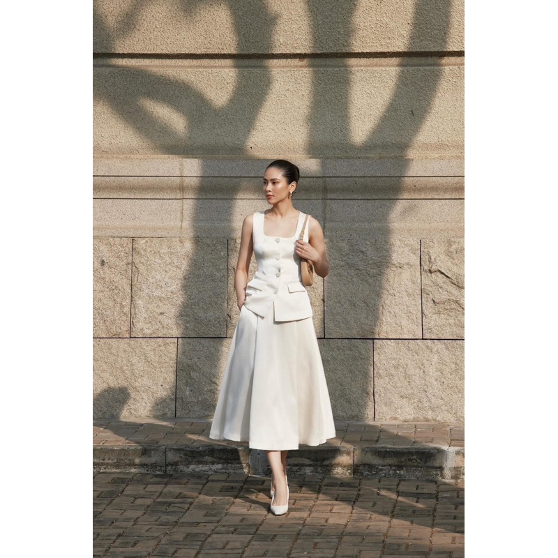 cn Set 2 ชิ้น สีครีม เสื้อแขนกุุดตีเกร็ดด้านหน้าและมีกระดุมเรียงยาว มา ...