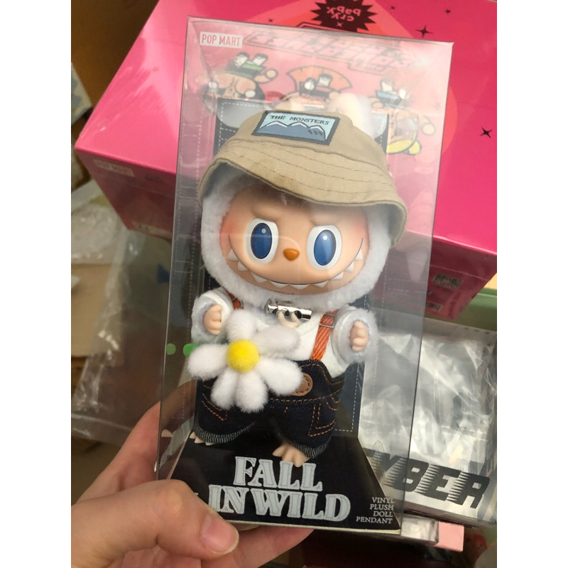 พร้อมส่ง ราคาน่ารัก labubu fall in wind จมูกถลอกเล้กมาก เเทบมองไม่เห็น ...