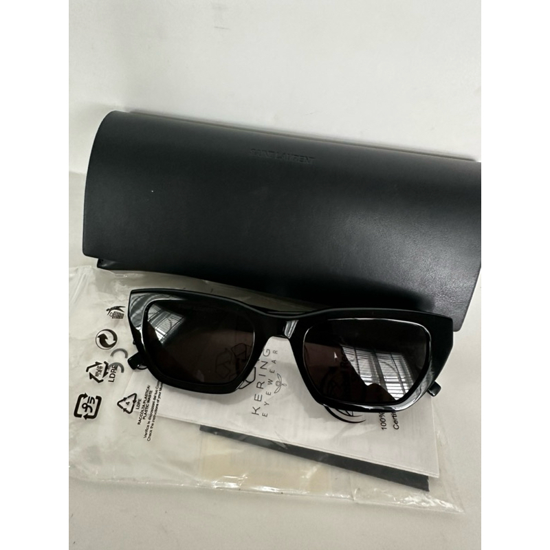 Used แว่นกันแดด YSL : SL M127/F 001 SIZE 53 MM | Shopee Thailand