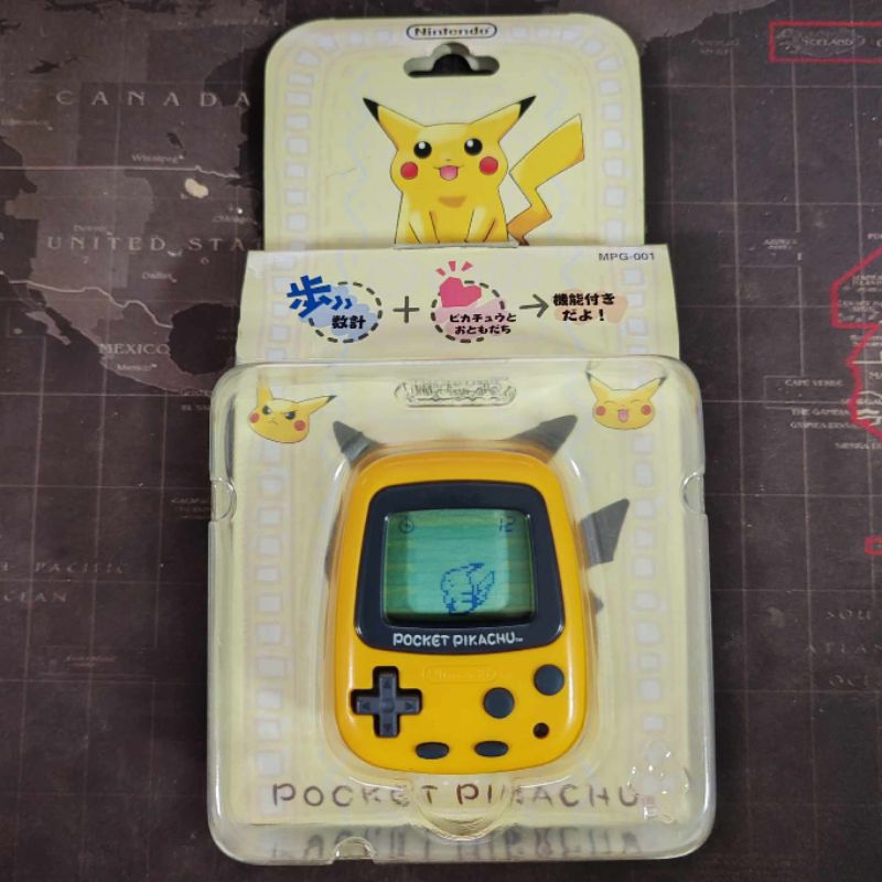 pocket pikachu แท้ สภาพดี จอสวย เล่นได้ปกติ พร้อมแพ็กเกจ | Shopee Thailand