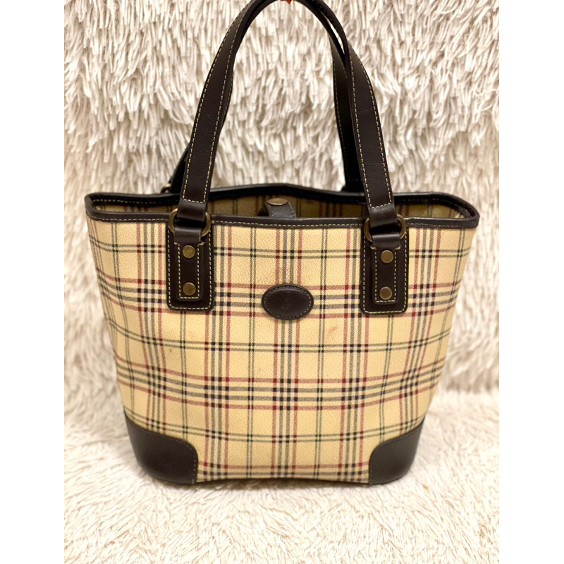 กระเป๋าหนังมือสองแบรนด์ BEAN POLE สภาพสวย ภายในสะอาด มีช่องใส่ของช่อง ...