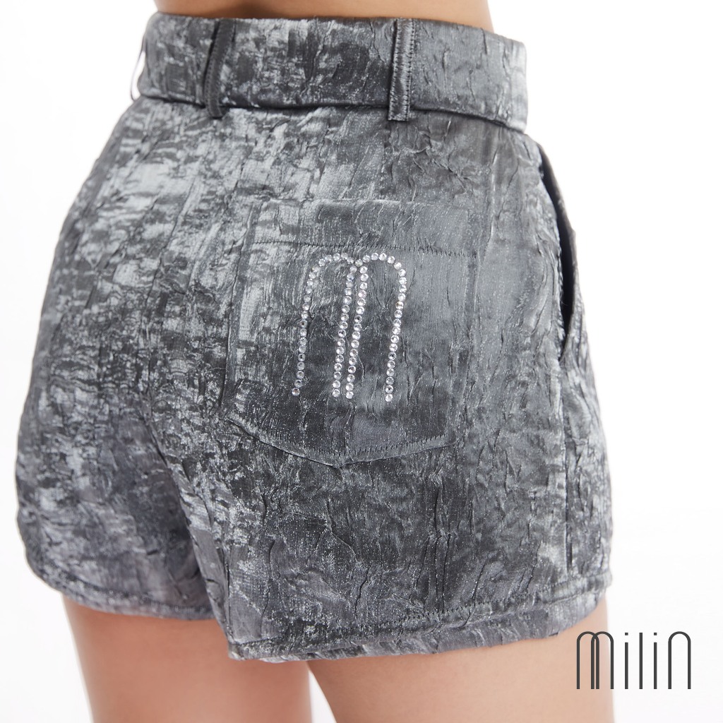 [MILIN] Jolly M logo crystal embellished at back pocket shorts กางเกงขา ...