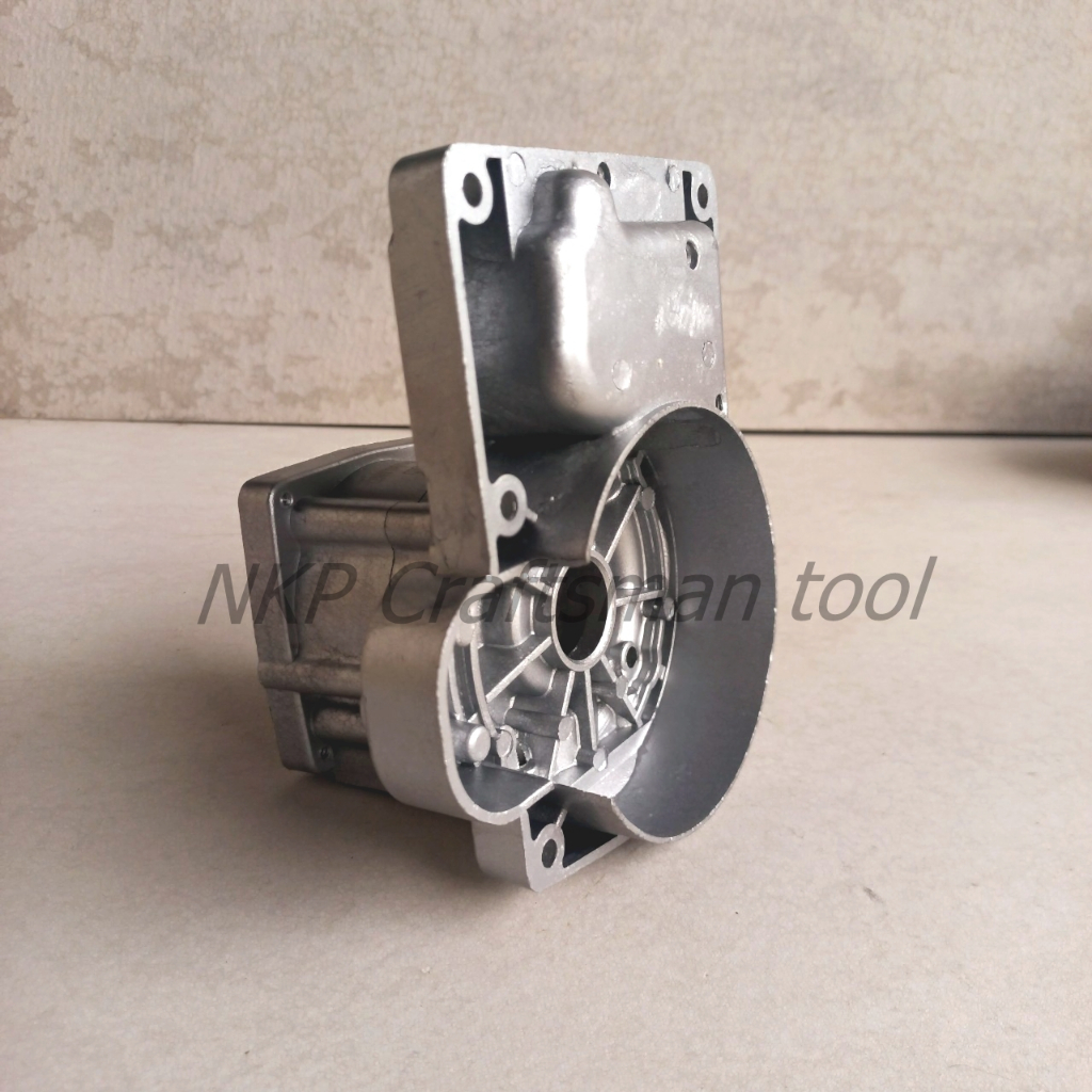 โครงเครื่อง ฝาครอบข้อเหวี่ยง สำหรับ เครื่องพ่นลม พ่นปุ๋ย รุ่น G5K 5HP 5แรง ทนทาน อย่างดี ...