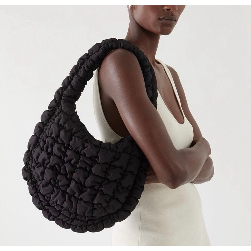 🔥COS Quilted Mini Bag พร้อมส่งจากไทยแท้💯 | Shopee Thailand