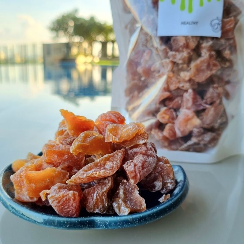 บ๊วยชิ้น EAT ME FRUIT บ๊วยคืนชีพ บ๊วยหั่น ขนาด 500 กรัม | Shopee Thailand