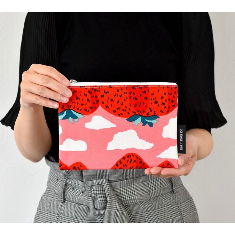 (โค้ด 15DD910 ลดอีก 15%) Marimekko Pouch-Clutch - Purse XL :W21 x H15 ...