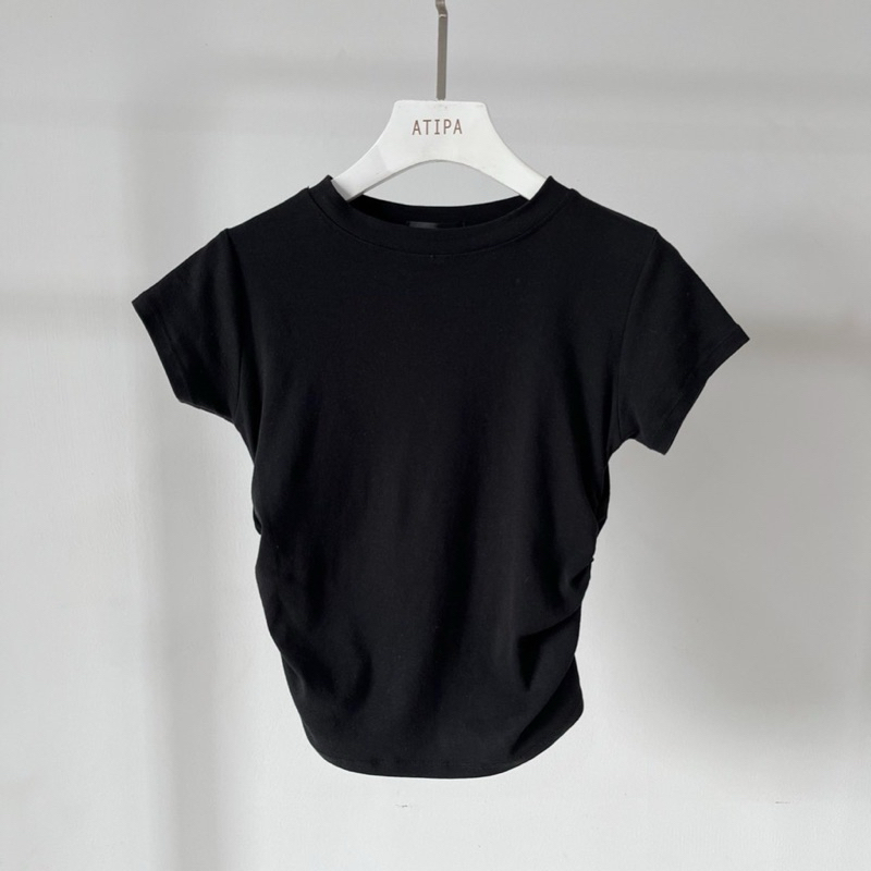 เสื้อยืดเบสิคดีเทลย้นข้าง ของร้าน atipa shop | Shopee Thailand