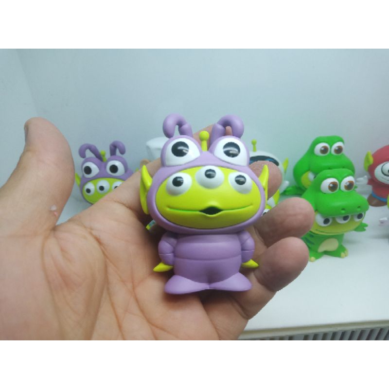 กรีนแมน#MINISO Pixar Alien Remix Collection Figure Blind Box | Shopee ...