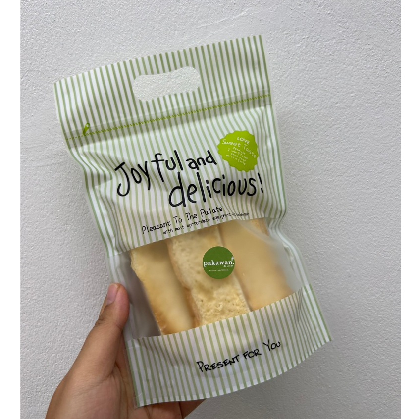 Pakawan dessert - ปังกรอบเนยหนึบ แบบถุงซิปล็อค อร่อยพร้อมทาน | Shopee ...