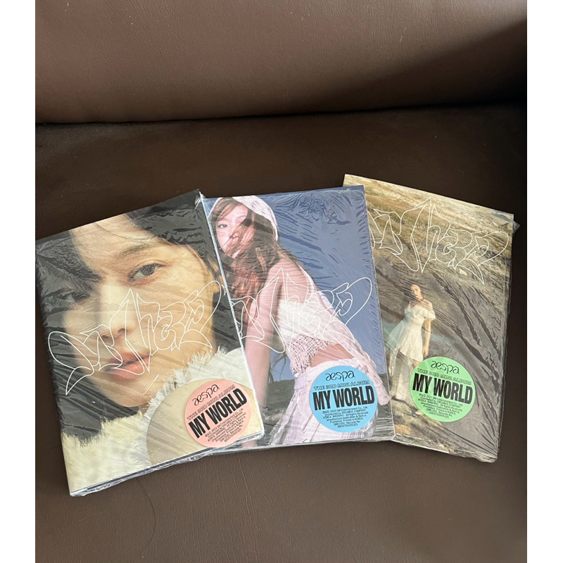 ️อัลบั้มเปล่า ️'MY WORLD' (The 3rd Mini Album)(Intro ver. ) | Shopee Thailand