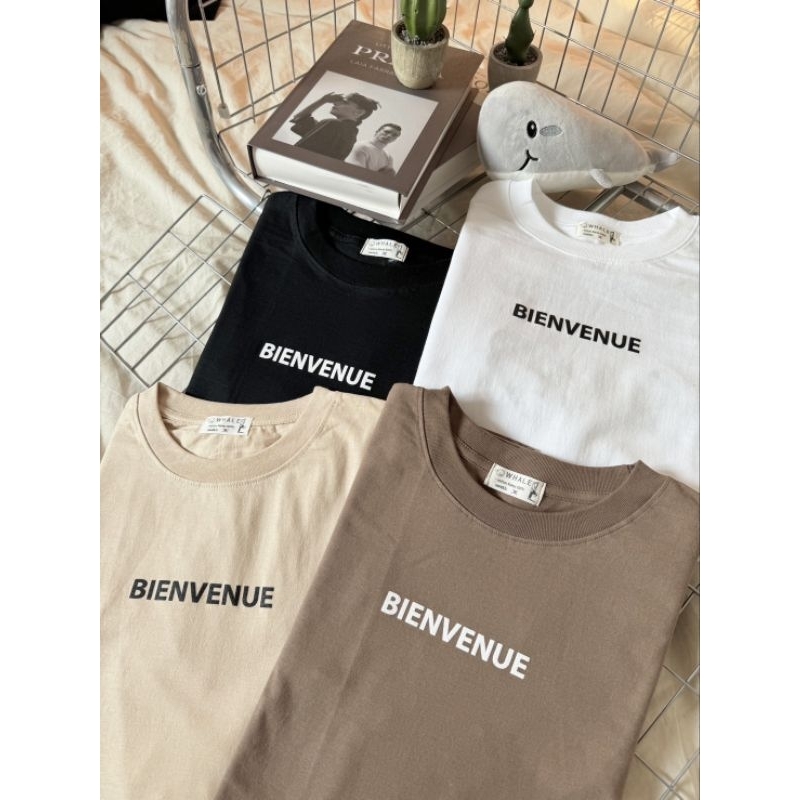 LAYLY เสื้อยืดโอเวอร์ไซส์ลาย BIENVENUE อก44-46นิ้ว ( ป้าย WHALE ...